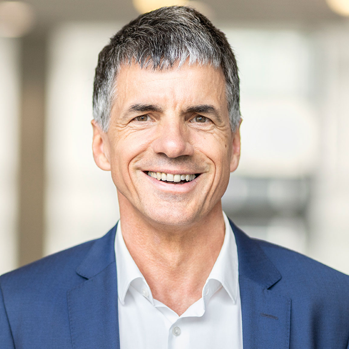 Vom Bruck folgt auf Kurtenbach bei der Gothaer Leben - Köpfe ...