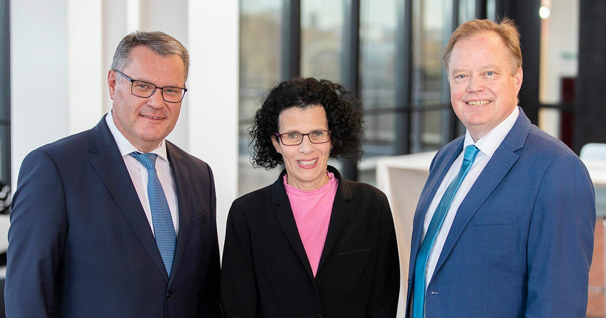 DEVK besetzt Führungspositionen aus den eigenen Reihen - Köpfe ...