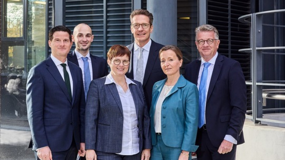 DEVK stellt Vorstand neu auf - Unternehmen | experten.de